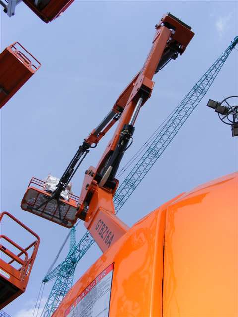 Dingli shows new boom lift - KHL Group
